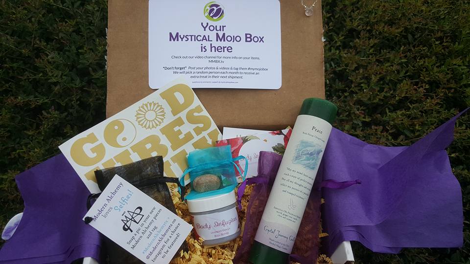 Mystical Mojo Box - Mega Mojo Box - September 2016 Reviewx